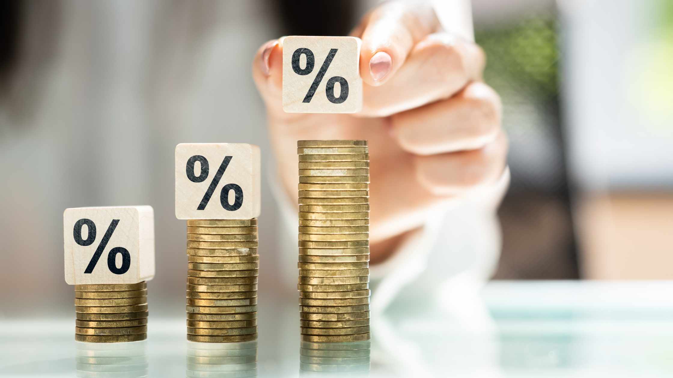 The Importance of Early Retirement Saving: The Power of Compound Interest